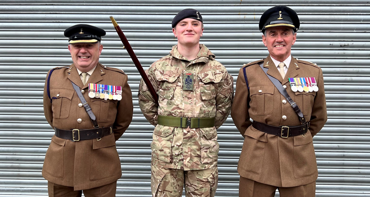 James, his dad Jason and Lt Col Mick Boyle - Army&You